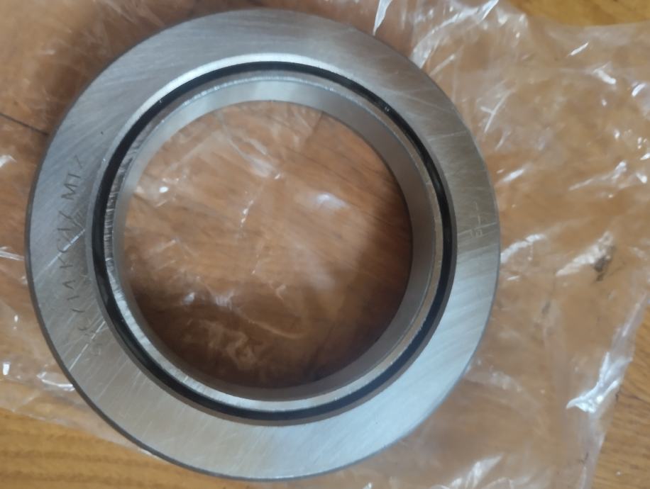 POTISNI LEŽAJ DRUK LEŽAJ MTZ BELARUS GPZ RUSIJA ORGINAL 986714KS17