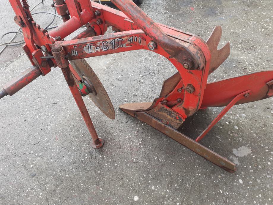 kuka za traktor 533 , Plug jednobrazni Imt