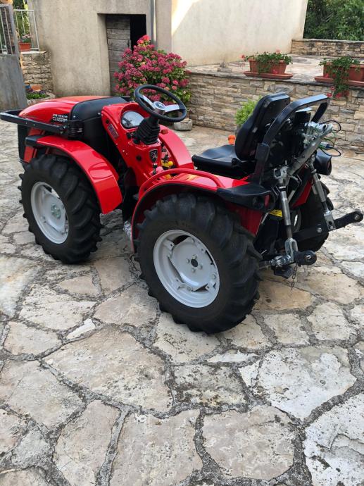 Antonio Carraro Tigre 4000