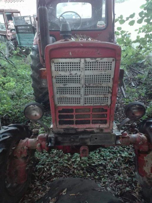 BELARUS MTZ 52