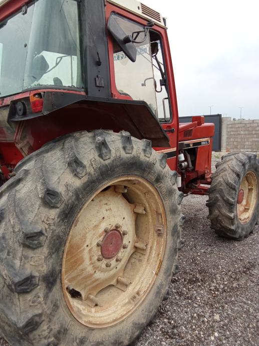 Case internacional 956xl