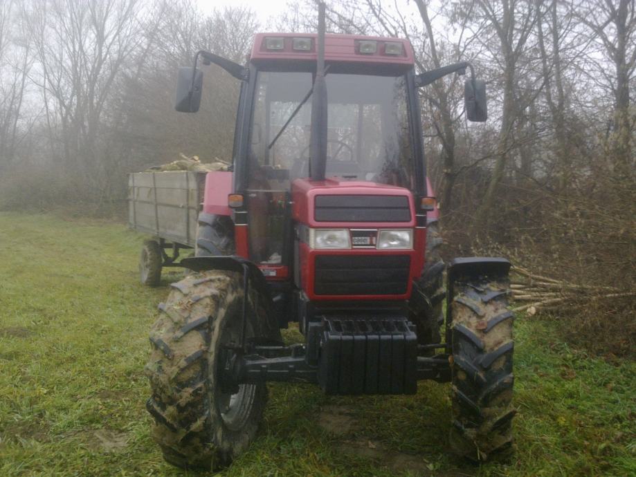 CASE INTERNATIONAL 795 XL