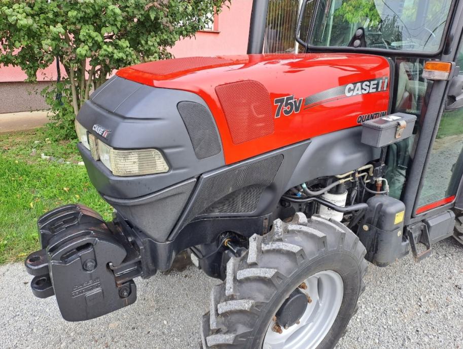CASE QUANTUM 75V 2014.GOD KLIMA 40KM SAMO 4.595RH SVE 4 NOVE GUME