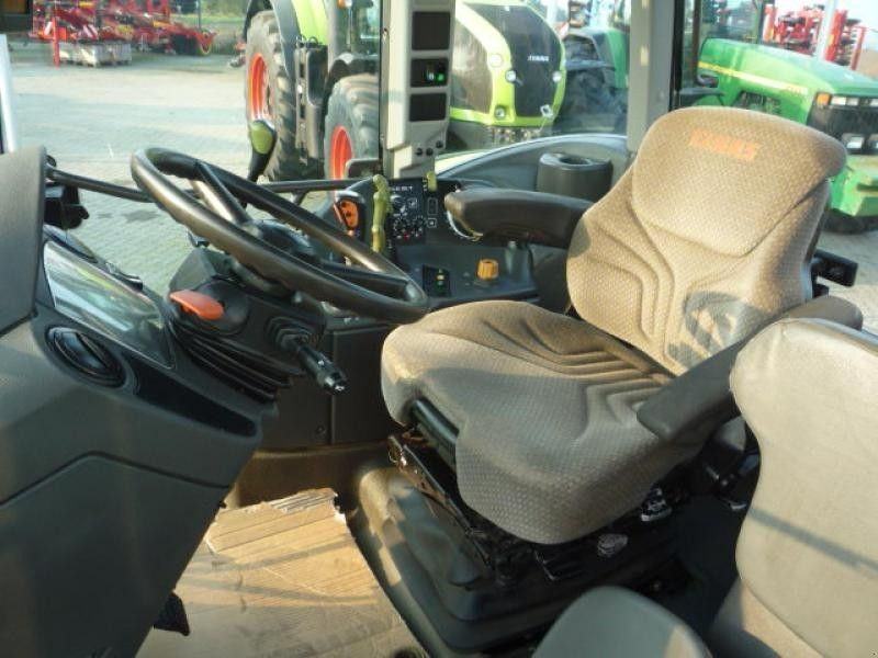 Claas Ares 657