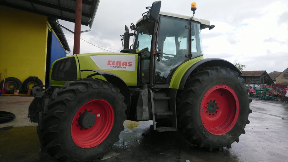 Claas Ares 836