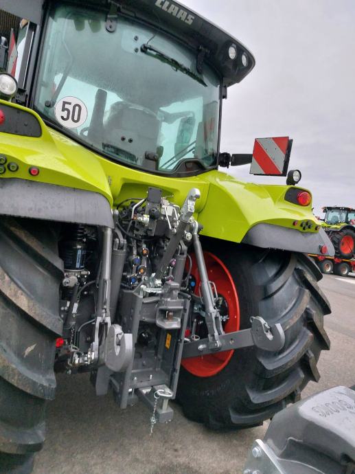 CLAAS ARION 660 CMATIC CIS