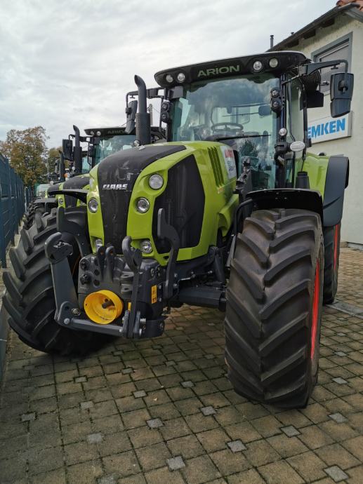 CLAAS ARION 660 CMATIC CEBIS