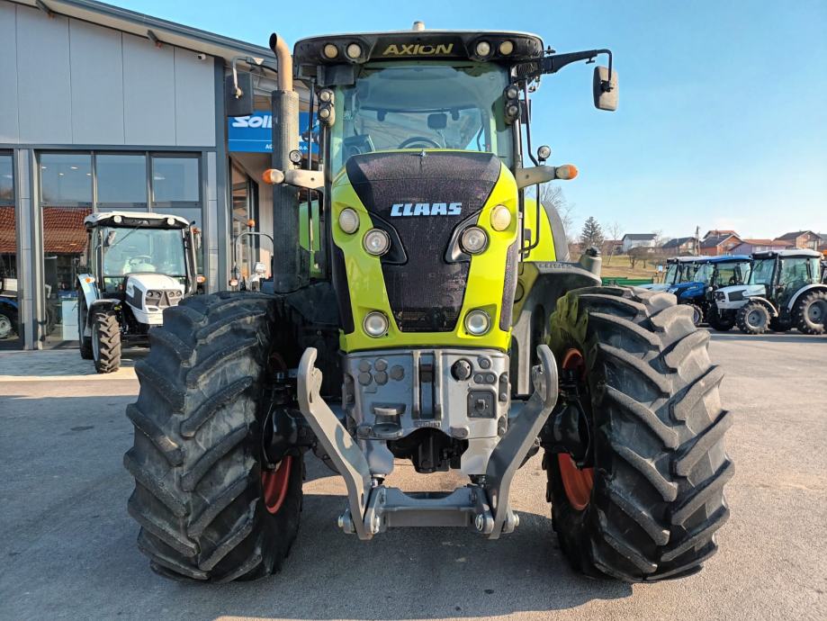 CLAAS AXION 800 Hexashift