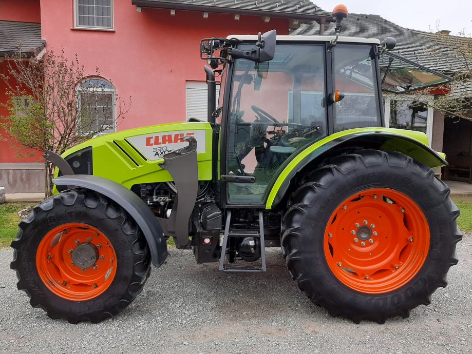 CLAAS AXOS 330 PRED.UTOVARIVAČ KOMPRESOR SAMO 5.880RH KLIMA KAO NOV