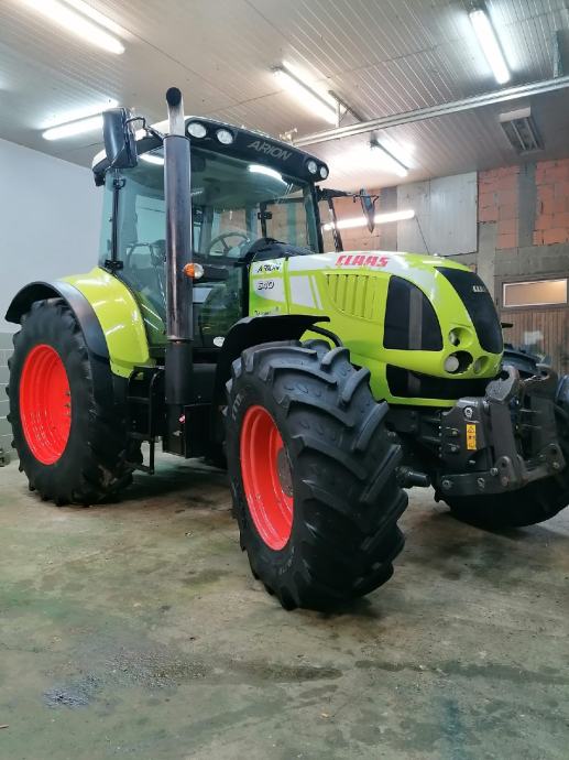 CLAAS ARION 640 CEBIS