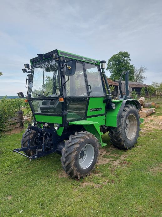 Deutz-Fahr Intrac 2004