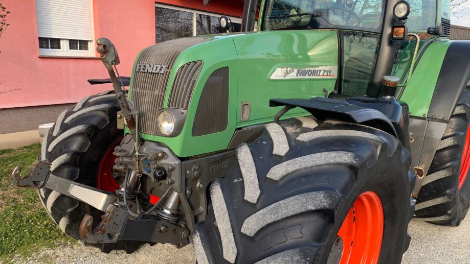 FENDT 711 VARIO KLIMA 53KM/H PRED.HIDRAULIK,TLS TOP STANJE KAO NOV