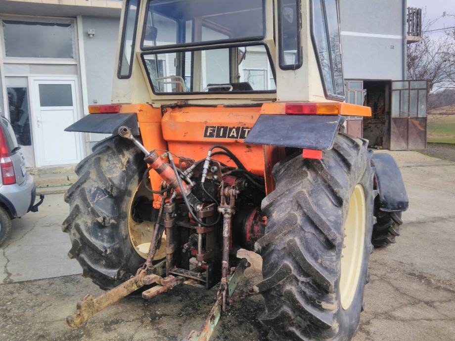 Traktor Fiat 680