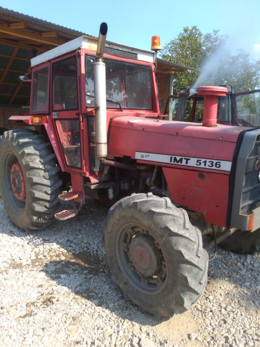 traktor Imt 5106