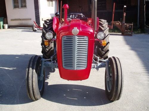 IMT 533 - generalno uređen, kao novi