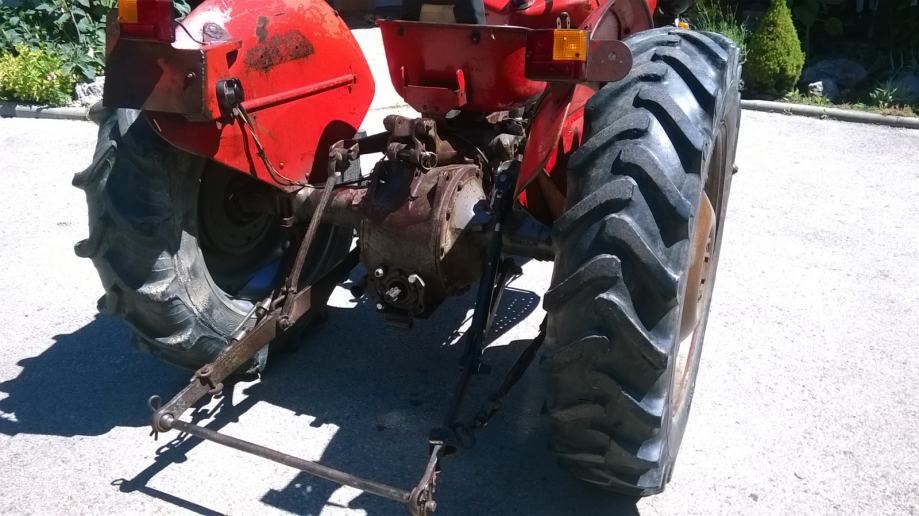 IMT 533 DELUX SA ŠPEROM 73 god.