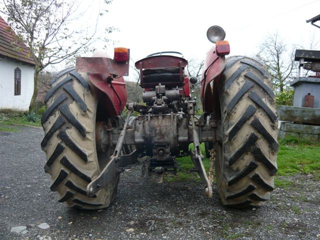 traktor imt 558