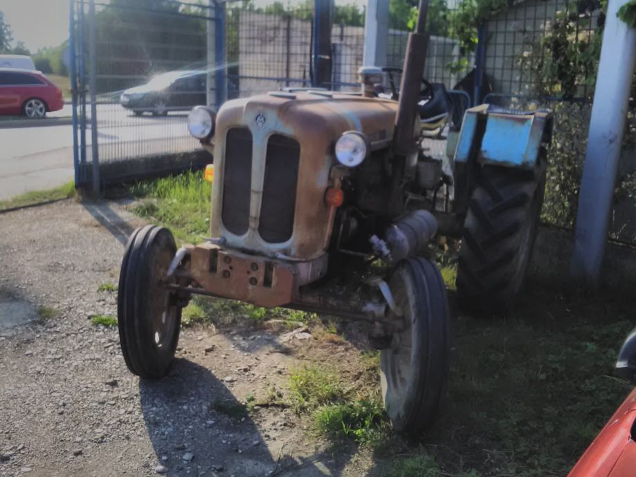 TRAKTOR IMT RAKOVICA 65,CJENA JE NA IME KUPCA