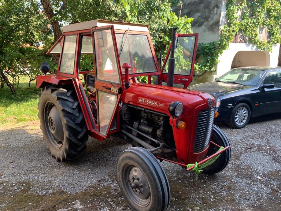 IMT Traktor 539 Deluxe s Kabinom