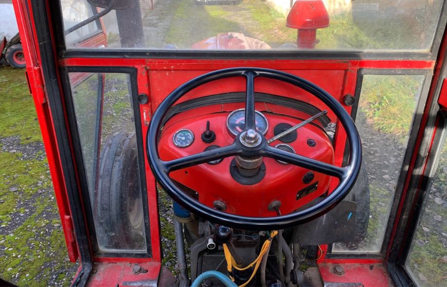 IMT Traktor 539 Deluxe s Kabinom