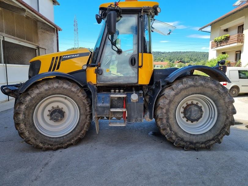JCB Fastrac 3230/80
