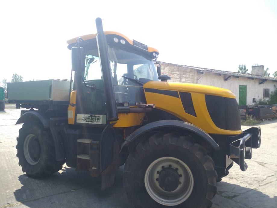 JCB Fastrac 3230