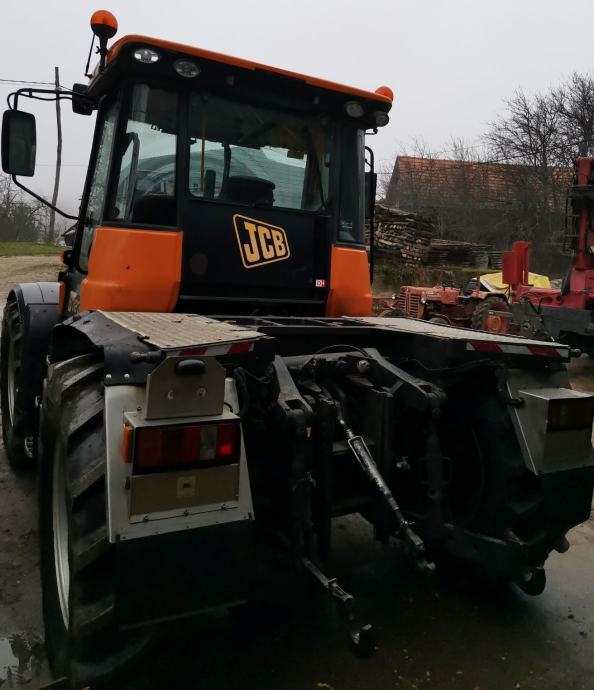 JCB FASTRAC 3230