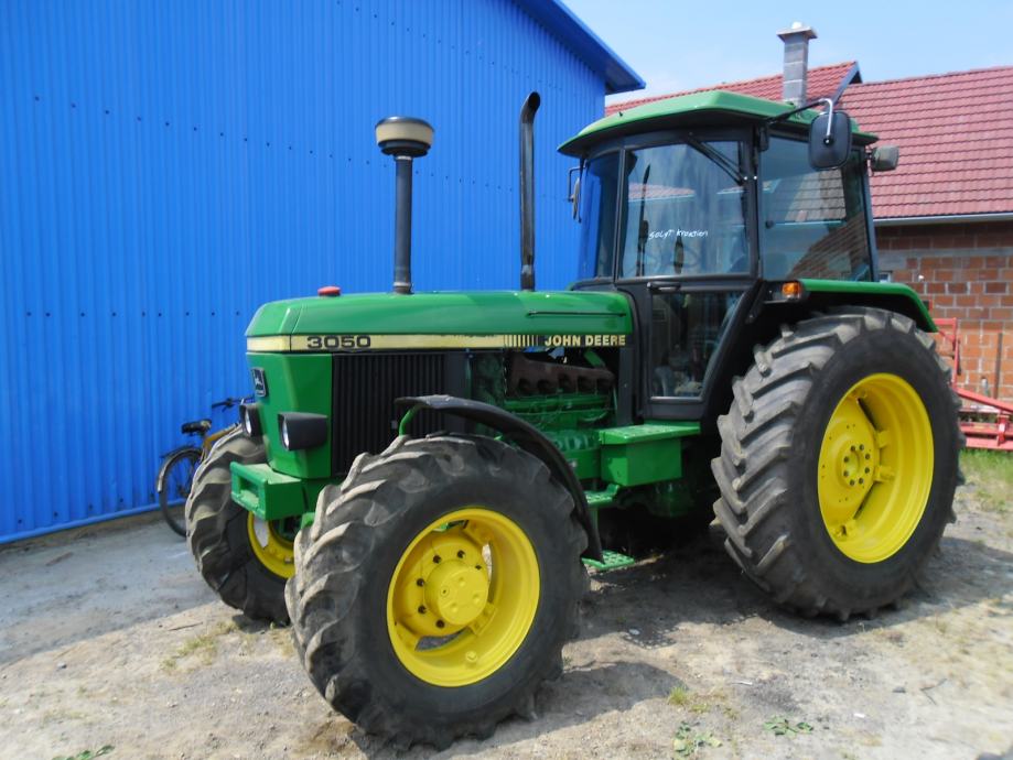 JOHN DEERE 3050