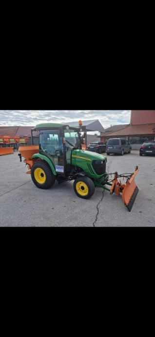 John Deere 3520
