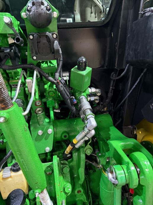 John Deere 5125 R - AUTO TRAC - Uski tockovi - JD utovarivac