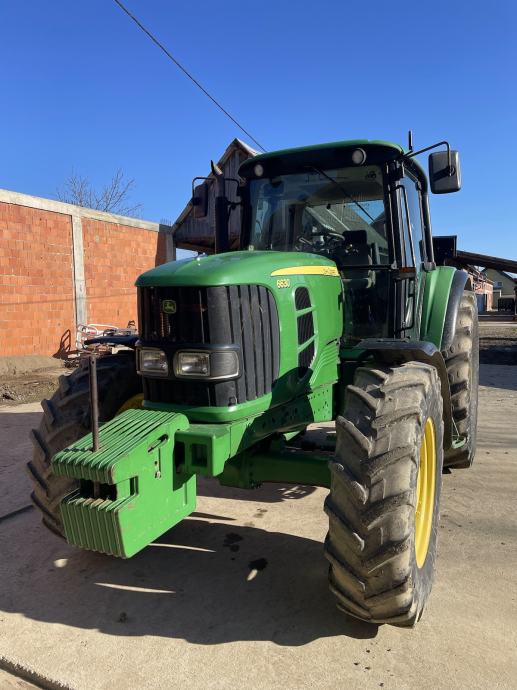 John Deere 6630