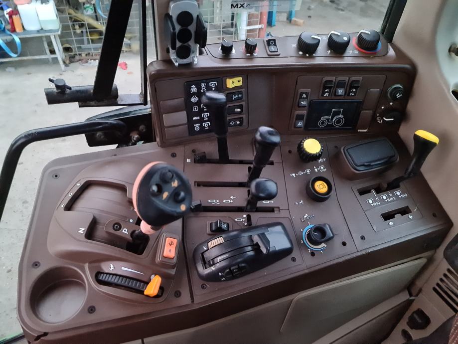 John Deere 6820 Premium