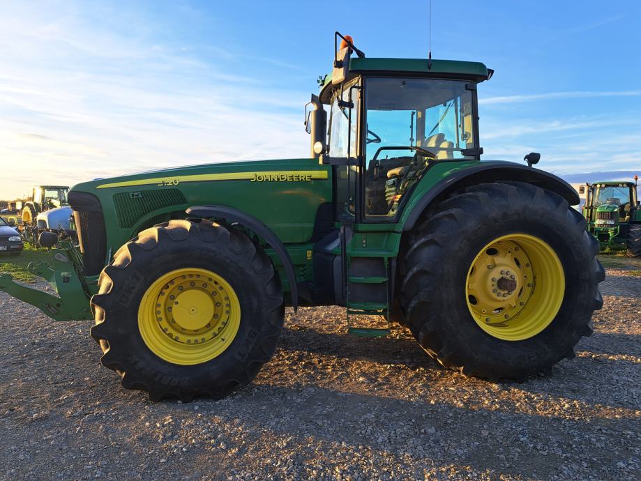 John deere 8120