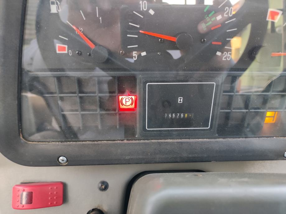 Massey Ferguson 4279