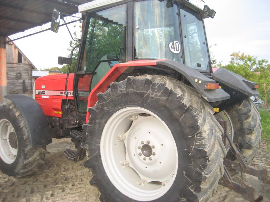 MASSEY FERGUSON 6180 A