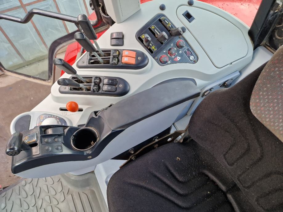 Massey Ferguson 6490