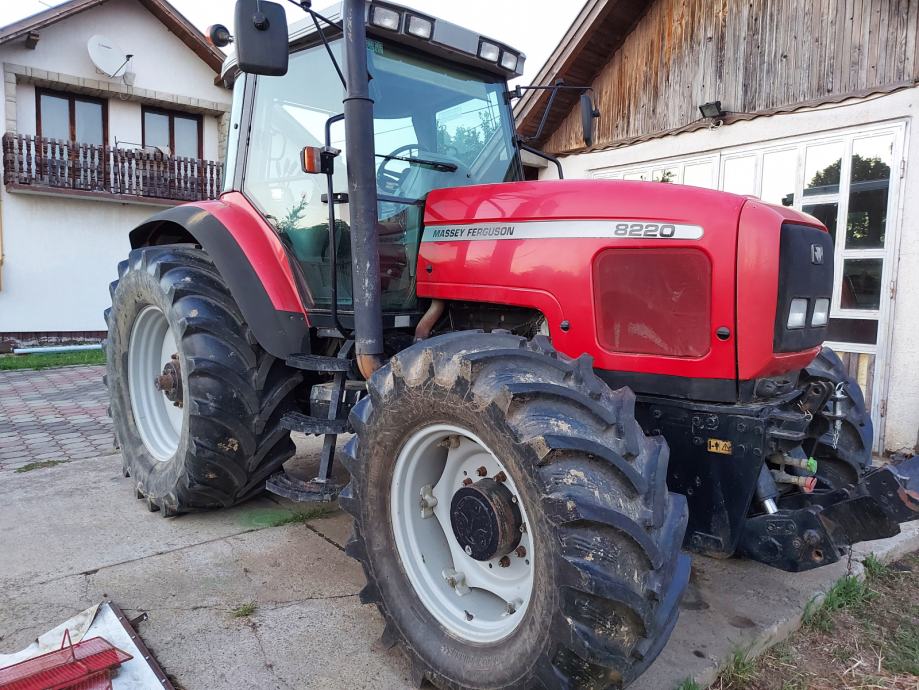 Massey Ferguson 8220