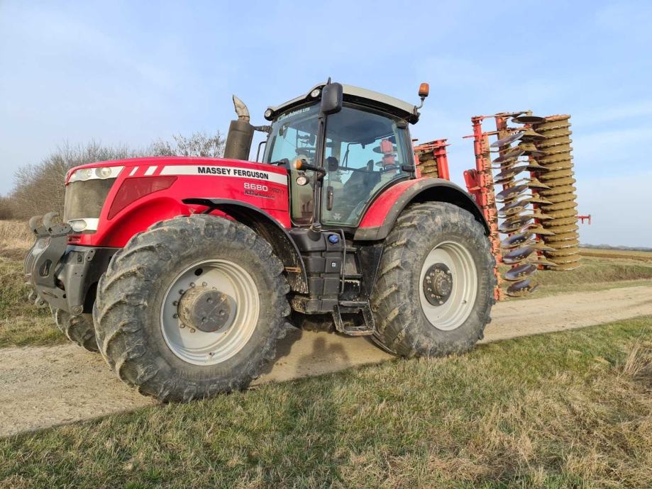 Massey Ferguson 8680 DYNA VARIO FULL OPREMA TOP STANJE