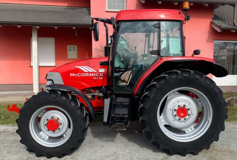 McCormick MC95,2005.GOD,KLIMA,40KM/H PRED.HID+KARDAN KAO NOV