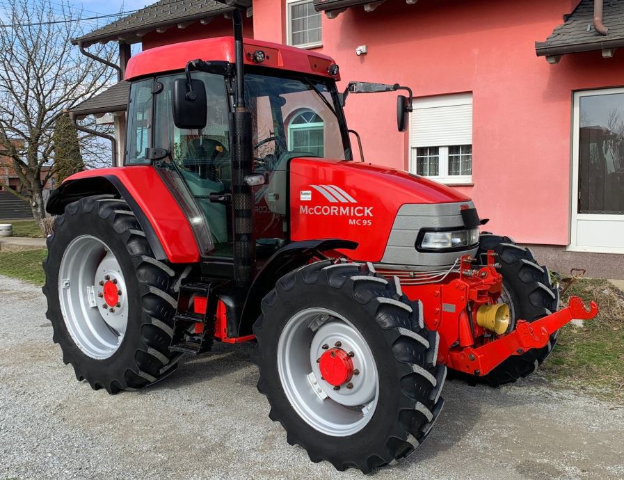 McCormick MC95,2005.GOD,KLIMA,40KM/H PRED.HID+KARDAN KAO NOV