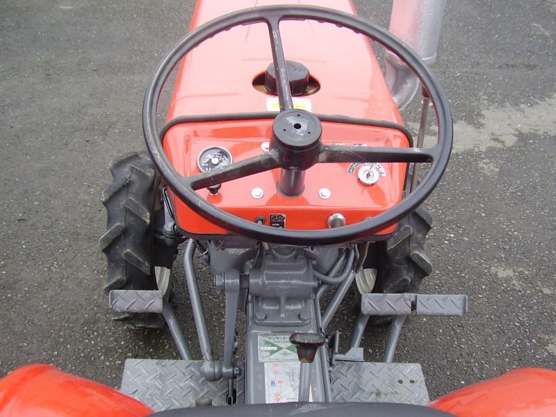 Traktor Yanmar 1300 4x4