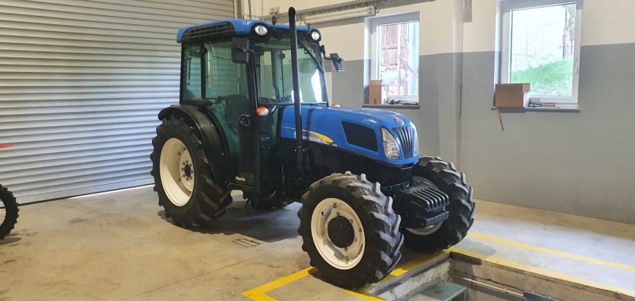 NEW HOLLAND T 4050 F T 40 50