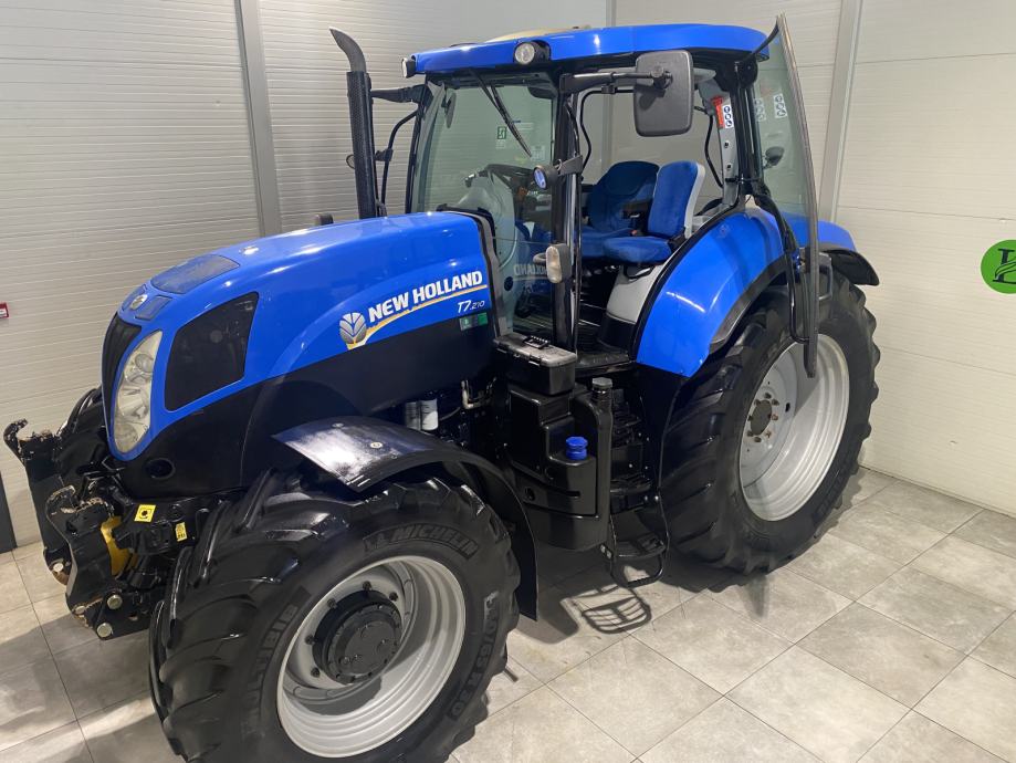 New Holland T7-210 Dynamic Comand+pr. hidr. i kard
