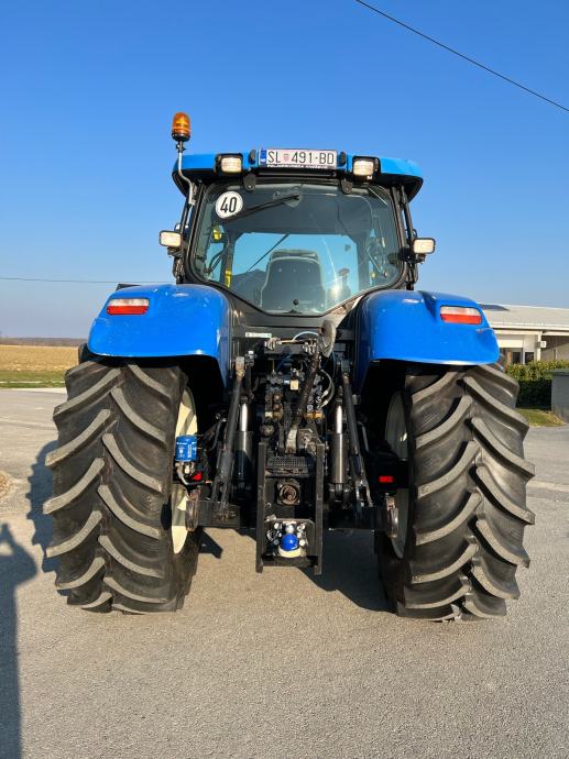 NEW HOLLAND T7060 / ODLICNO STANJE/ NOVE GUME