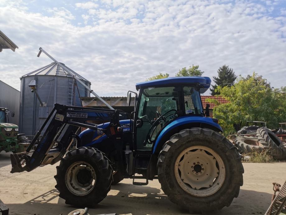 New Holland TD5.95 2015. godina