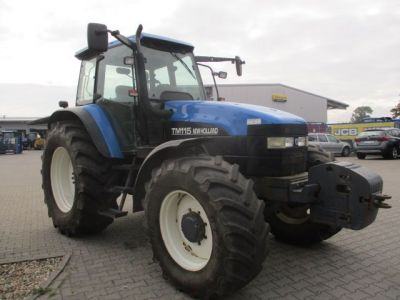 New Holland TM 115