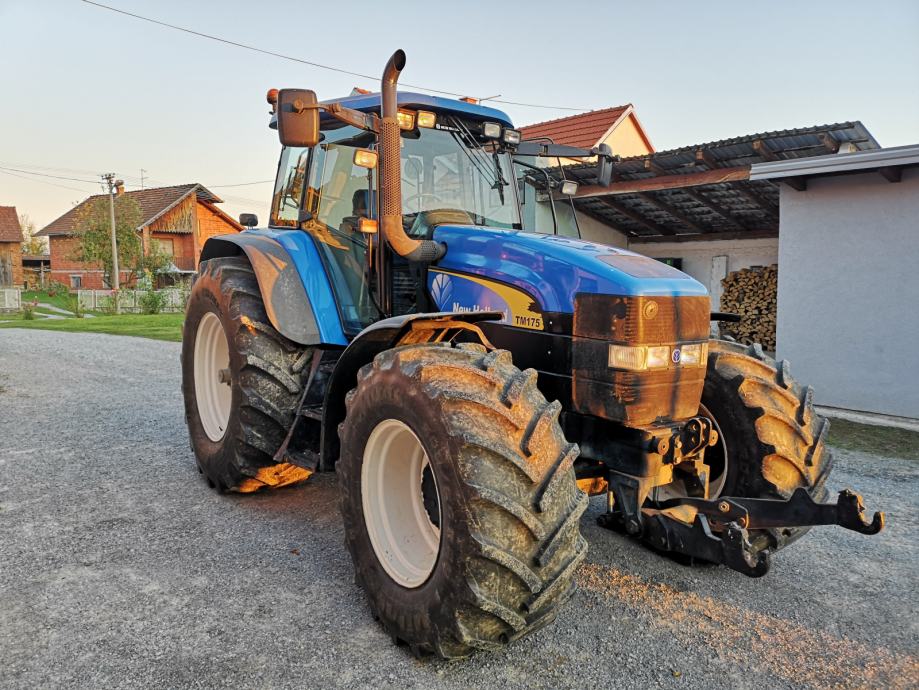 New Holland TM 175