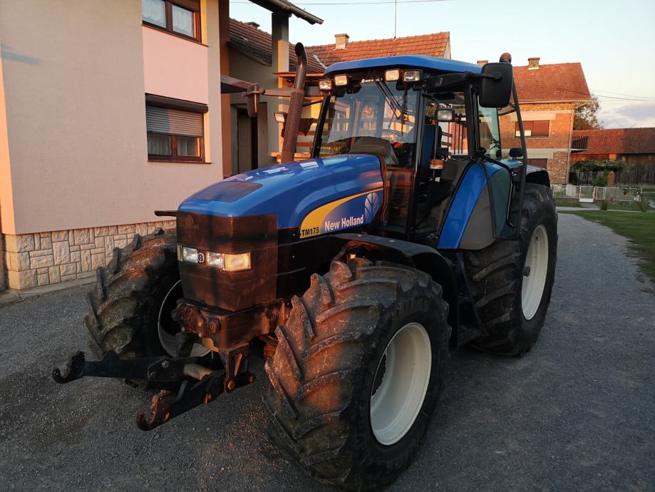 New Holland TM 175