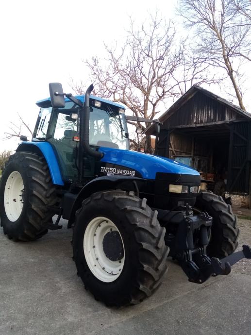 New Holland TM150