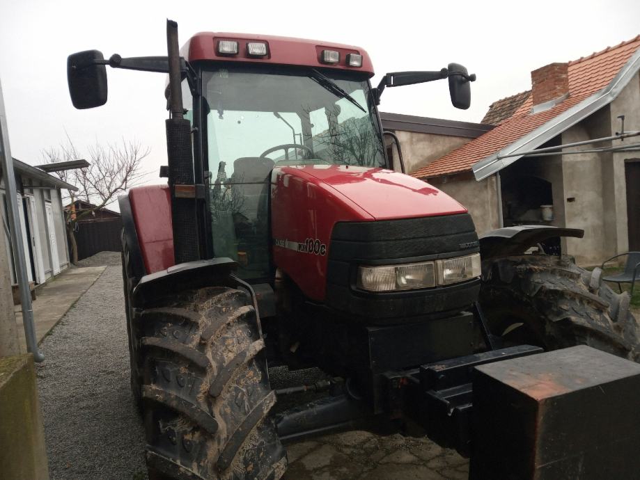 Prodajem traktor Case MX 100 c